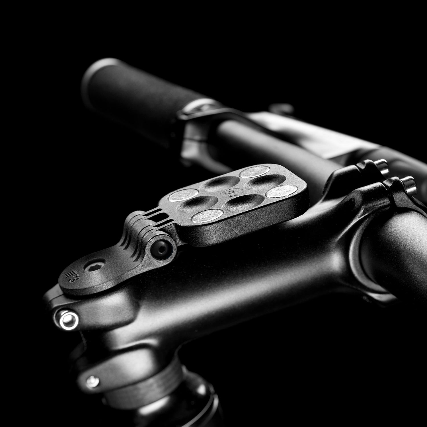 Form Mount Phone – F3 Cycling